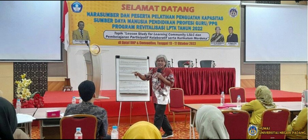 UNP Kembangkan Mata Kuliah Elektif untuk PPG Model Baru - Iwo Sumbar